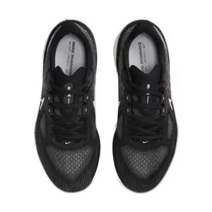 Nike Zoom Vomero 17 Extra Wide Sneakers