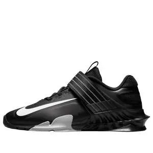 Nike Savaleos Athletic Shoes - Black/white