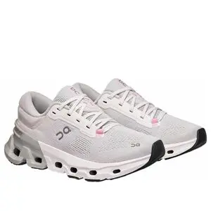 On Cloudflyer Sneakers - White/glacier