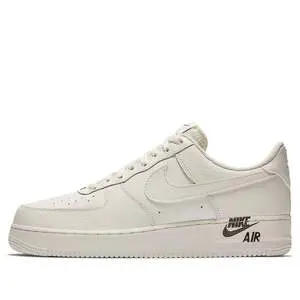 Nike Force 1 '07 Low Top Sneakers