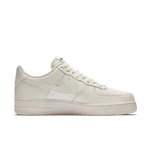 Nike Force 1 '07 Low Top Sneakers