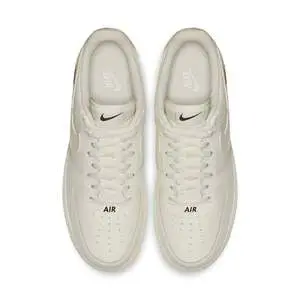 Nike Force 1 '07 Low Top Sneakers