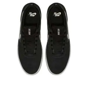 Nike Team Classic Sb Low Top Sneakers - Black