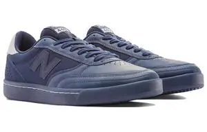 NEW BALANCE 440 Low Top Sneakers