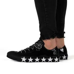 CONVERSE X Miley Cyrus Chuck Taylor All Star Low Patent 'stars