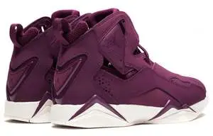 JORDAN True Flight Sneakers - Buegundy