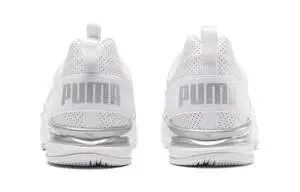 PUMA Axelion Perf Low Top Sneakers
