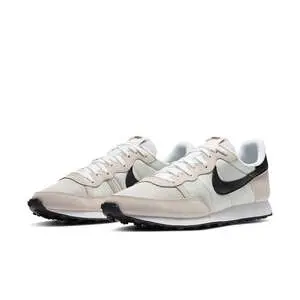 Nike Challenger Og Sneakers - White