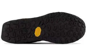 NEW BALANCE Fresh Foam Hierro V6 Gtx Low Top Sneakers - Black