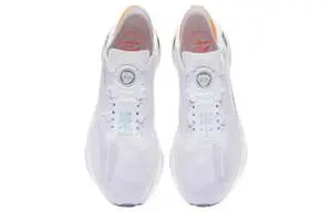 LI-NING Essential Sneakers - White/orange
