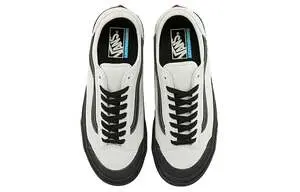 VANS Style 36 Decon Sf Low-top Sneakers - Black/white