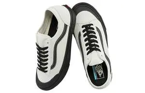 VANS Style 36 Decon Sf Low-top Sneakers - Black/white