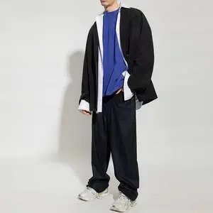 Balenciaga Logo T-shirt Medium Fit
