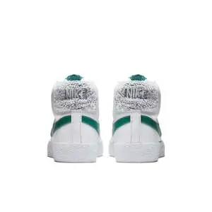 Nike Zoom Blazer Mid Premium Sb Sneakers - Green