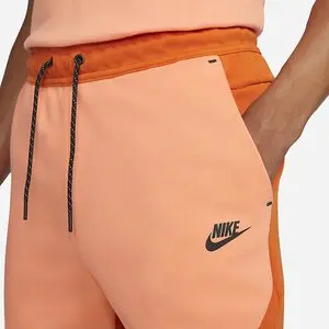 Nike Tech Sweatpants - Campfire Orange