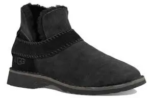 UGG Mckay Boot Chelsea