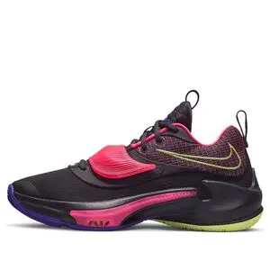 Nike Zoom Freak 3 "digital" Basketball Sneakers - Black/pink