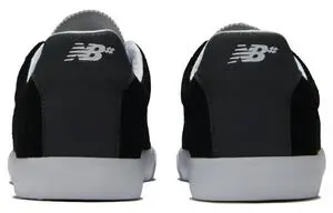 NEW BALANCE Numeric 22 Skate Shoes - Black/white