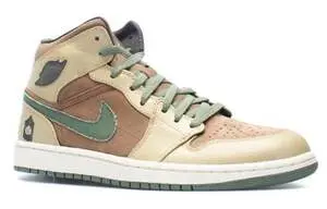 JORDAN 1 Retro 'armed Forces' Sneakers - Brown