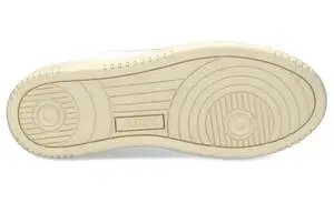 AUTRY Medalist Low Top Sneakers - White/black