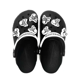 CROCS Classic Clog X Mastermind - Black