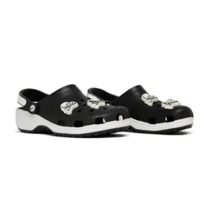 CROCS Classic Clog X Mastermind - Black