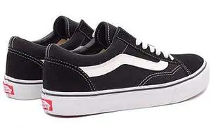 VANS Old Skool Low Top Sneakers - Black