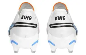 PUMA King Ultimate Fg Ag Football Boots