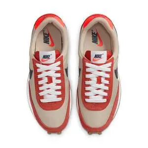 Nike Daybreak Cinnabar Sanddrift Gum Low Top Sneakers - Red