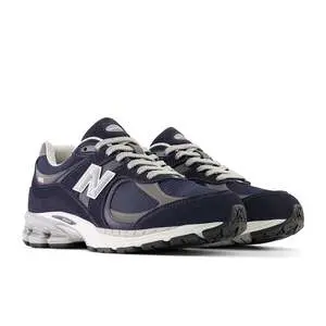 NEW BALANCE 2002r Gore-tex Lace-up Sneakers - Black/grey