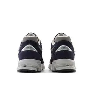 NEW BALANCE 2002r Gore-tex Lace-up Sneakers - Black/grey
