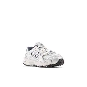NEW BALANCE 530 Sneakers