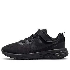 Nike Revolution 6 Sneakers