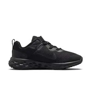 Nike Revolution 6 Sneakers