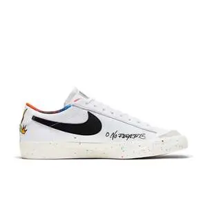 Nike Blazer Low '77 Vintage 'make It Count' Sneakers - White/black