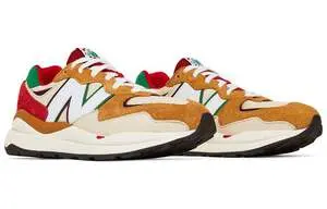 NEW BALANCE Mache X 57/40 "national Pizza Day" Sneakers - Red/brown
