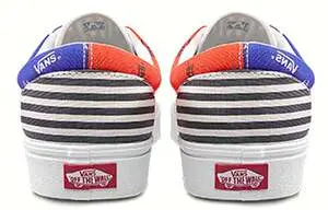 VANS Comfycush Era 'pinned' Sneakers - Blue
