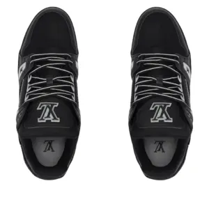 LOUIS VUITTON Trainer Sneakers - Black
