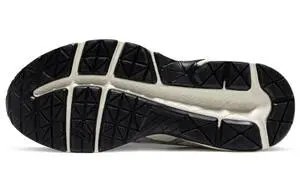 Asics Gel-contend 4 Athletic Sneakers - White/grey