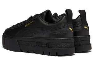PUMA Mayze Classic Low Top Sneakers
