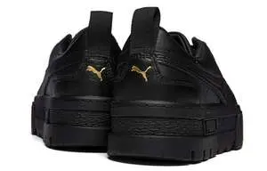 PUMA Mayze Classic Low Top Sneakers