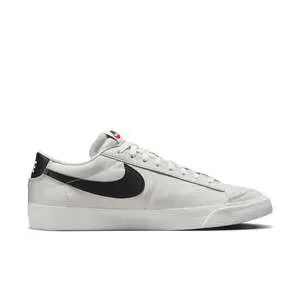 Nike Blazer Low 77 Se Sneakers - Light Bone/sail/light