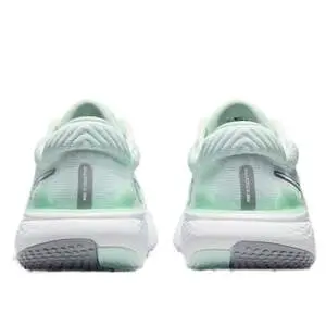 Nike Zoomx Invincible Run Flyknit 2 "barely Green Mint Foam" Sneakers - Green/silver