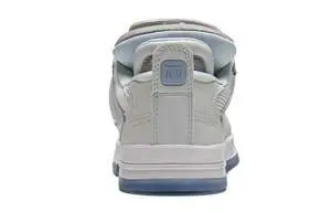 LI-NING Pro Cozy Low Top Sneakers
