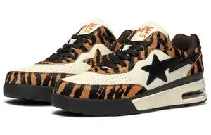 A BATHING APE Road Sta