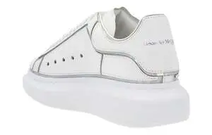 Alexander McQueen Oversized Sneaker - White/silver Holo