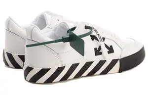 Off-White Vulc Low Leather Sneaker