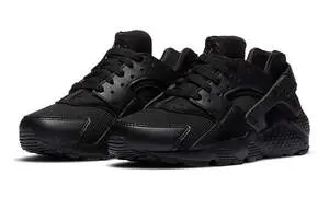 Nike Huarache Run Low Top Sneakers - Black