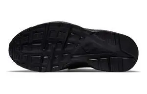 Nike Huarache Run Low Top Sneakers - Black