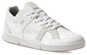 On The Roger Clubhouse Sneakers - White/sand
